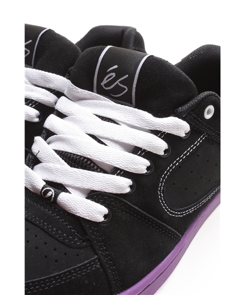 ES（エス）の「es ACCEL TT（スニーカー）」 - WEAR