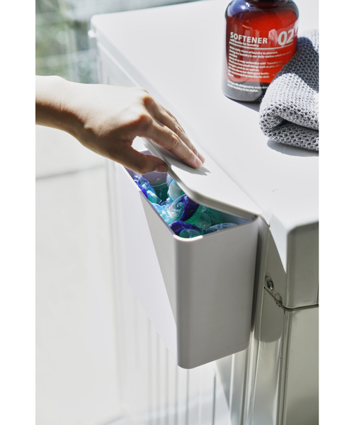 collex（コレックス）の「【tower】 マグネット洗濯洗剤ボールストッカー（ランドリーグッズ）」 - WEAR