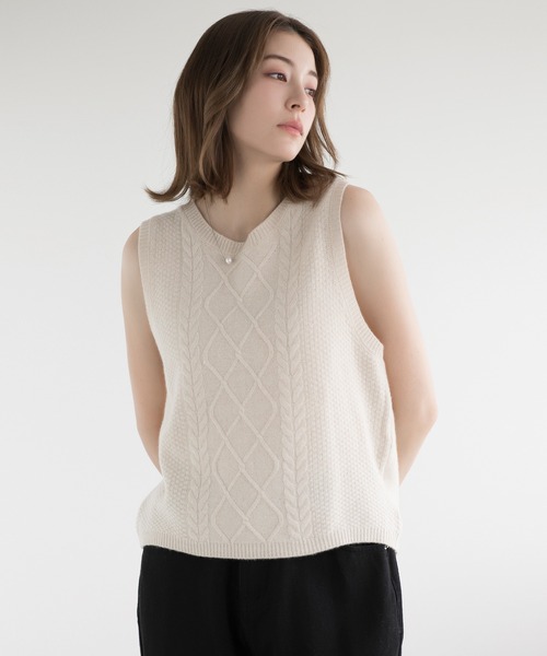 DECADE CLASSIC（ディケイド クラシック）の「【DECADE CLASSIC】ウール100％ 編み模様 ベスト（ベスト）」 - WEAR