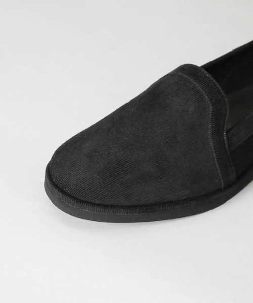 BLOHM（ブローム）の「BLOHM STORE SLIP（スリッポン）」 - WEAR