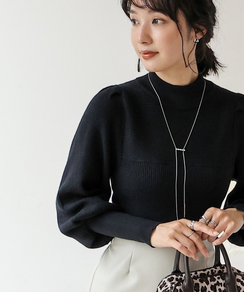 frames RAY CASSIN（フレームスレイカズン）の「【WEB限定】胸切替え入りボリュームスリーブ袖ニット（ニット/セーター）」 - WEAR