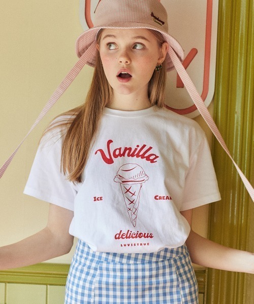 LUVISTRUE（ラヴイズトゥルー）の「『LUV IS TRUE/ラブ イズ トゥルー』DE VANILLA TEE /バニラアイスクリームデザイン ハーフスリーブカットソー（Tシャツ ...