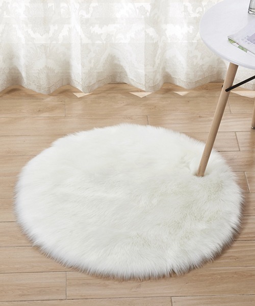 Ein（アイン）の「Ein/フェイクファー ラウンド ミニ マット（ラグ/マット）」 - WEAR