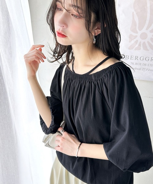 classicalelf（クラシカルエルフ）の「抜け感たっぷりの旬顔。マルチway綿100％シルケット加工ギャザー使いバルーンシルエットアシメブラウス（半袖）（シャツ/ブラウス）」 - WEAR