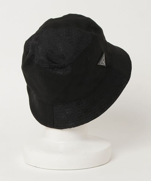 Guess（ゲス）の「Small Triangle Logo Bucket Hat（ハット）」 - WEAR