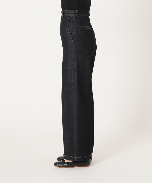 Charles Chaton（シャルルシャトン）の「denim slacks デニムスラックス（デニムパンツ）」 - WEAR