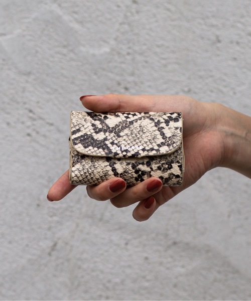 the case（ザケース）の「micro wallet（コインケース）」 - WEAR