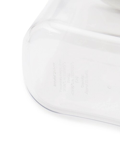 212 KITCHEN STORE（トゥワントゥキッチンストア）の「ウォーターピッチャー 1.0L K787 WH ＜marna マーナ＞（食器）」 - WEAR