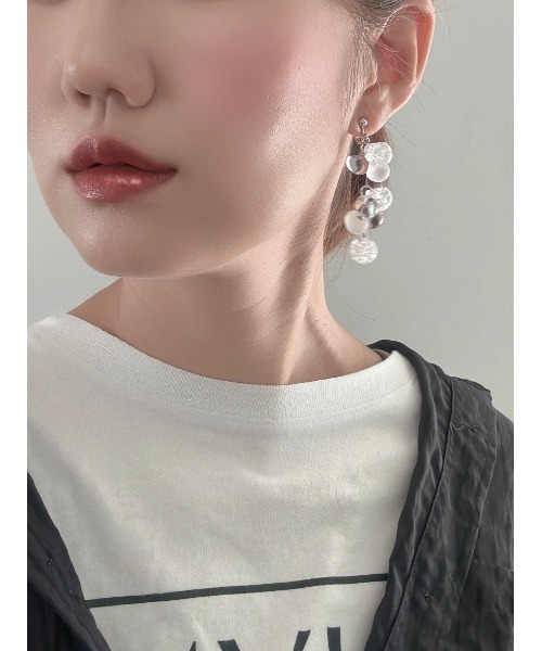 tone（トーン）の「【Withy】シャーベットのような煌めき連なるピアス / Icy Dew（アイシーデュー）(MA)（ピアス（両耳用 ...