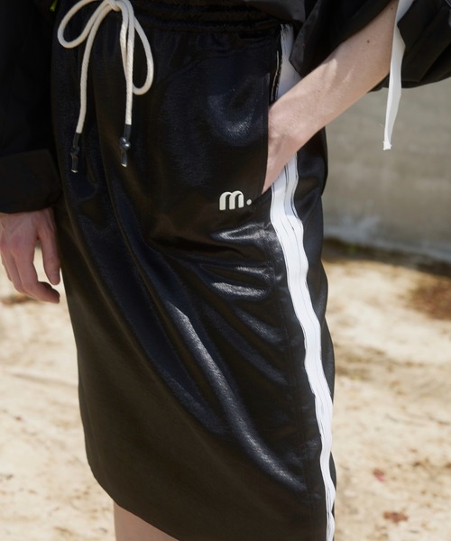 massless（マスレス）の「massless Matte Satin Skirt（スカート）」 - WEAR