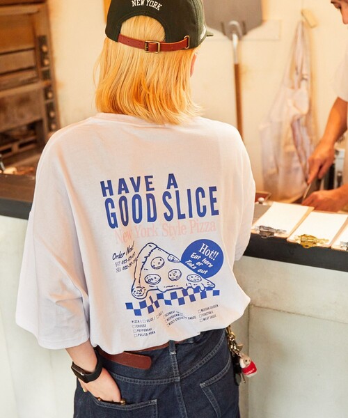 FREAK'S STORE（フリークスストア）の「限定展開 HAVE A GOOD SLICE×FREAK'S STORE/ハブアグッドスライス 別注 ビッグシルエット バックプリント クルー ...
