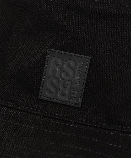 RAF SIMONS（ラフシモンズ）の「Bucket hat with small leather patch（ハット）」 - WEAR