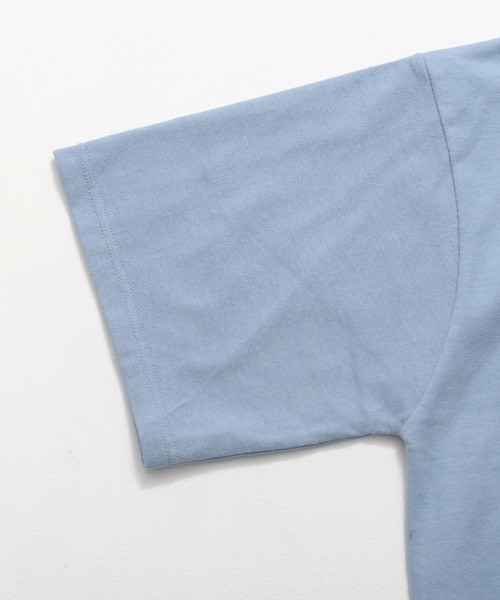 Revo.（レボ）の「Revo. 度詰め 10/-OE 天竺 ワンポイント オールドイングリッシュロゴ ハーフジップ Tシャツ/ルーズシルエット（Tシャツ/カットソー）」 - WEAR