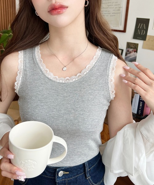 moment+（モーメントプラス）の「ドットプリント＆無地テレコリブレースタンクトップ（タンクトップ）」 - WEAR