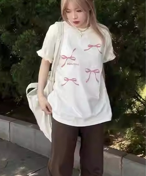 M2SUQARED（エムツースクエア）の「【M2SUQARED/エムツースクエア】オーバシルエットリボン柄Tシャツ（Tシャツ/カットソー）」 - WEAR