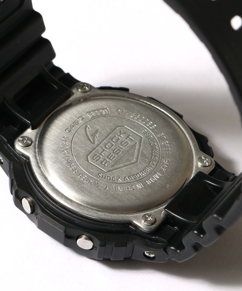 G-SHOCK（ジーショック）の「Solid Colors(ソリッドカラーズ) CASIO G-SHOCK / DW-5600BB-1CR ...