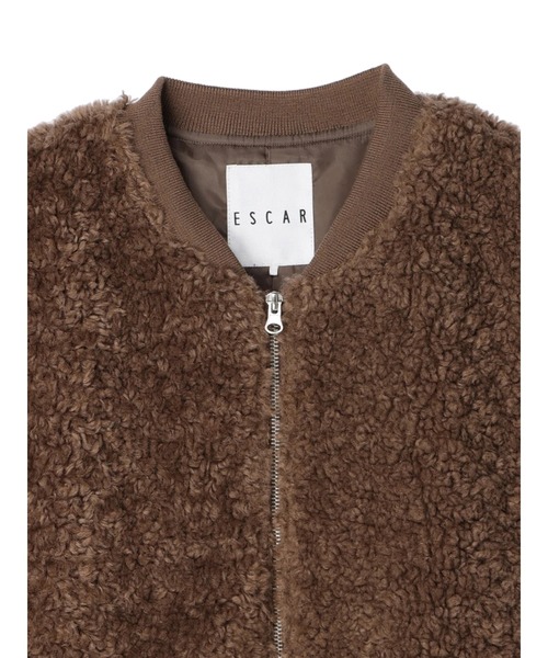 ESCAR（エスカー）の「 ESCAR ボアノースリーブブルゾン（その他アウター）」 - WEAR