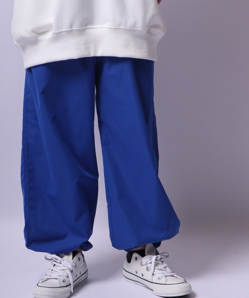 Ree&Mee（リーアンドミー）の「Ree&Mee シャカパン ワイド 裾ドローコード ポプリン ベイカー パラシュート スノーパンツ（その他パンツ）」 - WEAR