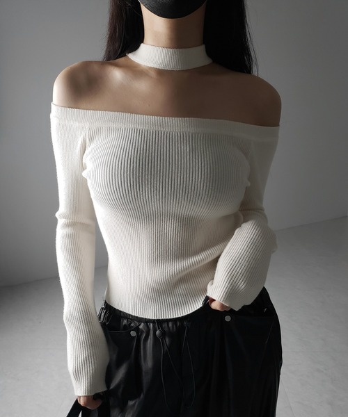 me+em select（ミームセレクト）の「【 2color 】チョーカーオフショルリブニットトップス ／choker offshoulder lib knit tops（ニット/セーター ...