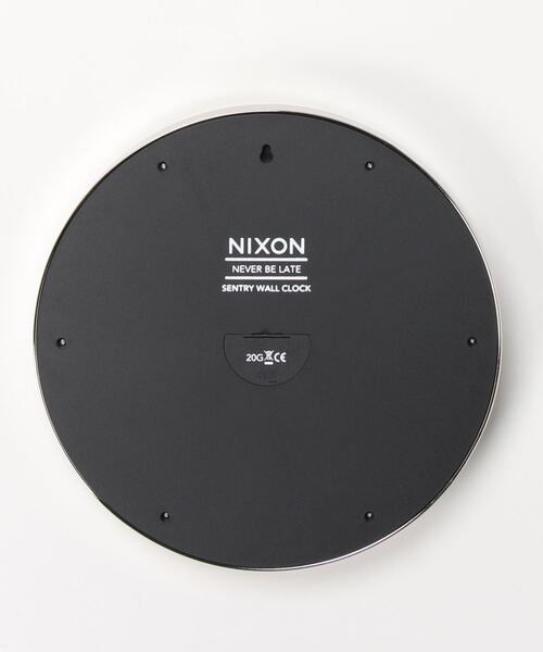 NIXON（ニクソン）の「【NIXON/ニクソン】Sentry Wall Clock 掛け時計 アナログ 電池式（掛け時計）」 - WEAR
