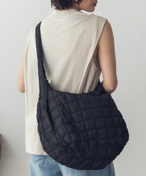 hunch（ハンチ）の「2WAY キルティングビックショルダーバッグ【hunch select】（ショルダーバッグ）」 - WEAR