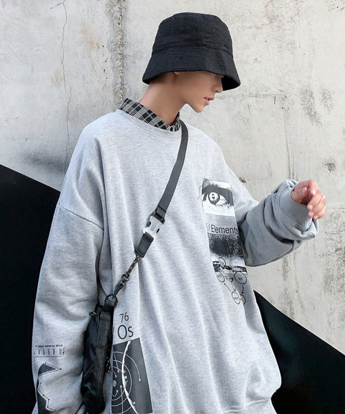 neos（ネオス）の「【neos -original design-】スーパー ビッグシルエット ロゴ フォト デザイン スウェット トップス ...