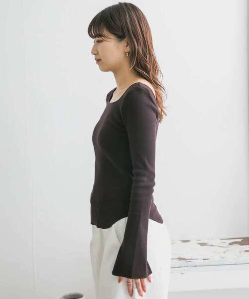 KBF（ケイビーエフ）の「illi バックUネックカップインロンTEE（Tシャツ/カットソー）」 - WEAR