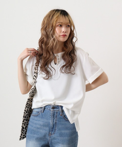 Quelle Chance（ケルシャンス）の「Quelle chance ビジュボタンプルオーバー（Tシャツ/カットソー）」 - WEAR
