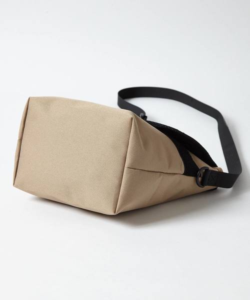 Lee（リー）の「【Lee×SMIRNASLI】Nylon Messenger Bag（ショルダーバッグ）」 - WEAR