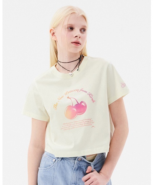 KIRSH（キルシー）の「KIRSH CHERRY ARCH LOGO CROP T-SHIRT/キルシーチェリーアーチロゴクロップ丈半袖T ...