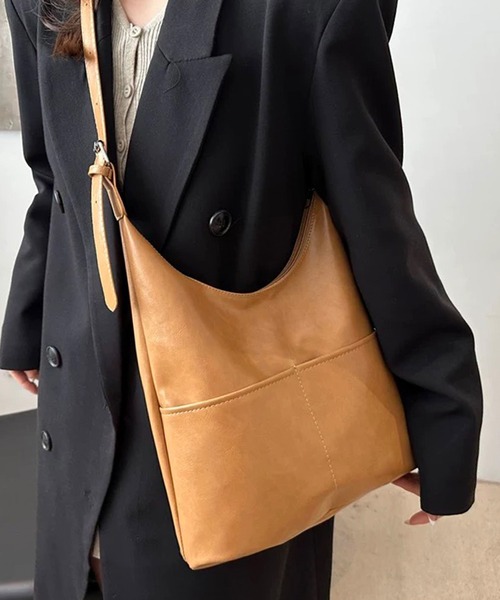 shopnikoniko（ショップニコニコ）の「ダブルポケット PUレザー ワンハンドルバッグ（ショルダーバッグ）」 - WEAR