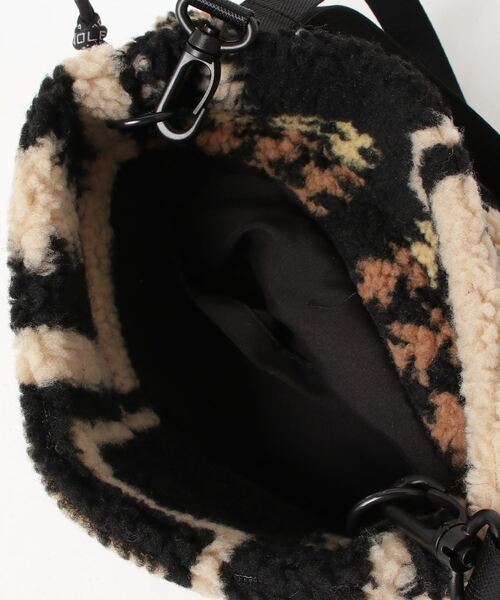 PENDLETON（ペンドルトン）の「∴【 PENDLETON / ペンドルトン 】 ボア素材 巾着型 ミニドローバッグ ショルダーバッグ BOA DRAWBAG（ショルダーバッグ）」 - WEAR