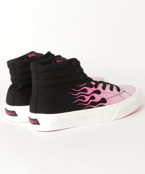 STRAYE（ストレイ）の「STRAYE VENICE (PINK FLAME)（スニーカー）」 - WEAR