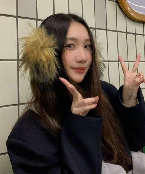 Vipoa（ヴィポア）の「Y2k fur ear muffs（イヤーマフ）」 - WEAR