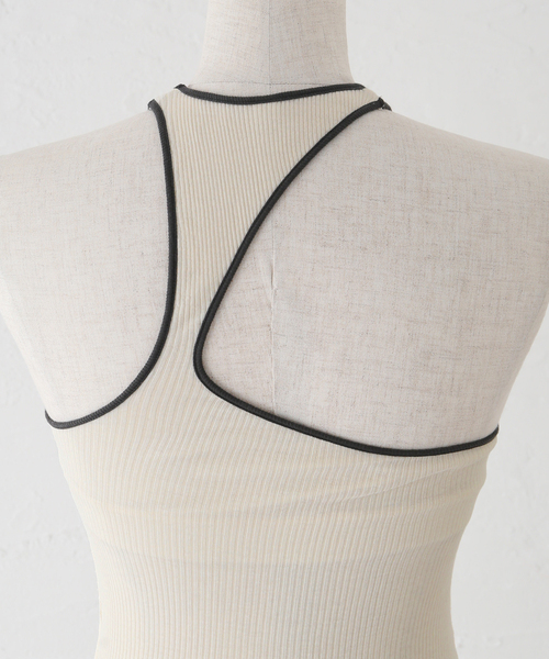 IENA（イエナ）の「【HAKUJI/ハクジ】Twist cotton asym bra TT タンクトップ（タンクトップ）」 - WEAR