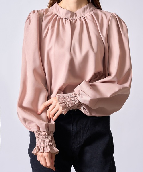 SETUP7（セットアップセブン）の「【SETUP7】スタンドカラーギャザーカフスボリュームスリーブブラウス オフィスカジュアル 長袖 SCCH205（シャツ/ブラウス）」 - WEAR