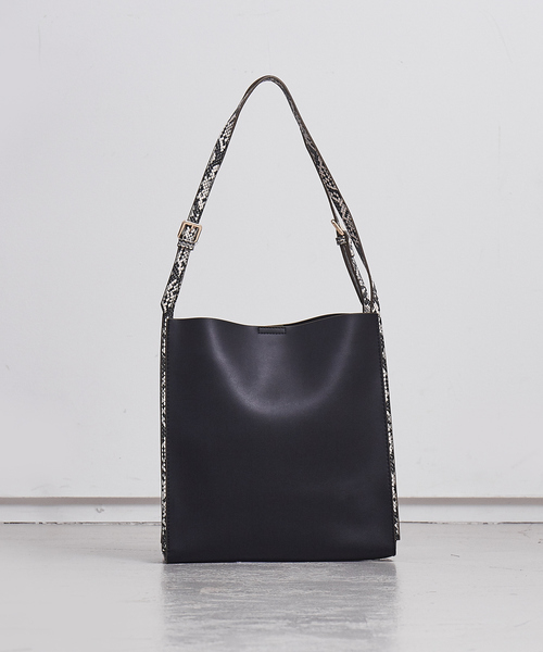 Abahouse Devinette（ドゥヴィネット）の「【Avancer】【A4対応】スクエアトートバッグ（トートバッグ）」 - WEAR