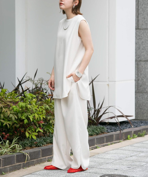 KBF（ケイビーエフ）の「『WEB/一部店舗限定』2WAYスリットセットアップ（セットアップ）」 - WEAR