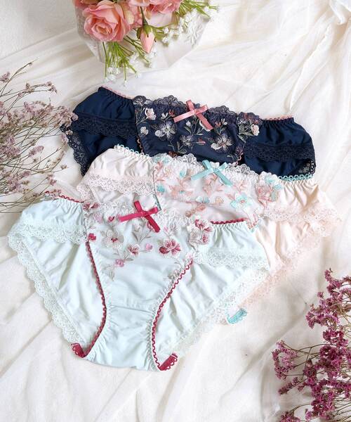 Risa Magli（リサマリ）の「イレーヌ ノーマルショーツ（ショーツ）」 - WEAR