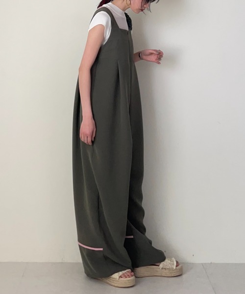 Titilate Valet（ティティレートヴァレット）の「ショルダーフリルコンビネゾン（つなぎ/オールインワン）」 - WEAR