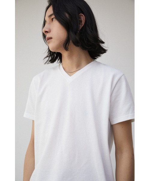 AZUL by moussy（アズールバイマウジー）の「POPCORN JACQUARD V/N TEE/ポップコーンジャガードVネックT ...
