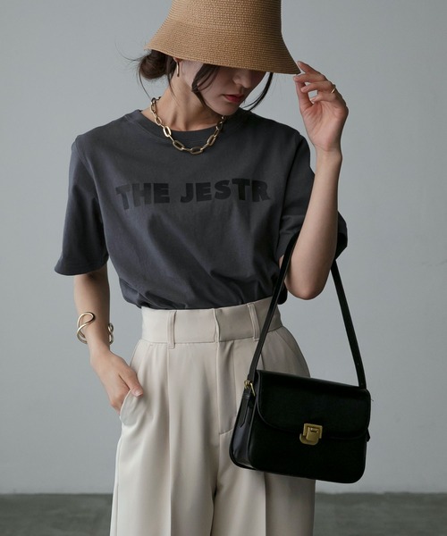 Anss.me（アンスミー）の「【Anss.me】ゴシックロゴプリントTシャツ（Tシャツ/カットソー）」 - WEAR