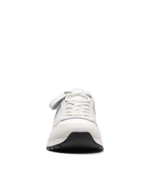 Clarks（クラークス）の「【ネット限定】 MoveLite Race / ムーブライトレース（ホワイト）（スニーカー）」 - WEAR