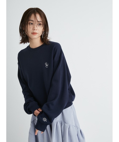 emmi（エミ）の「【emmi atelier】ewcロゴスエット（Tシャツ/カットソー）」 - WEAR