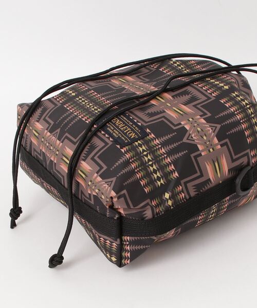 PENDLETON（ペンドルトン）の「【 PENDLETON / ペンドルトン 】ROUND DRAW POUCH M/ ラウンドドローポーチM（ショルダーバッグ）」 - WEAR