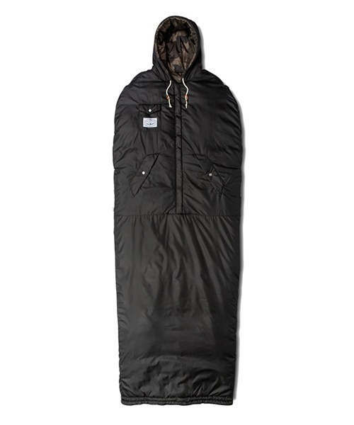 POLeR（ポーラー）の「POLeR/ポーラー REVERSIBLE NAPSACK 寝袋（アウトドアグッズ）」 - WEAR