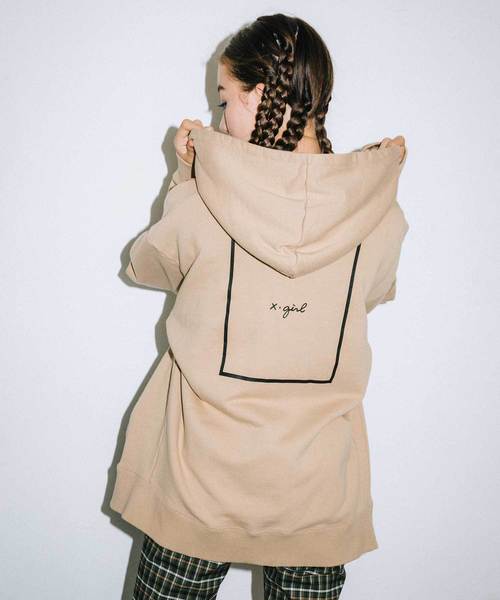 X-girl（エックスガール）の「CURSIVE LOGO ZIP UP SWEAT HOODIE（パーカー）」 - WEAR
