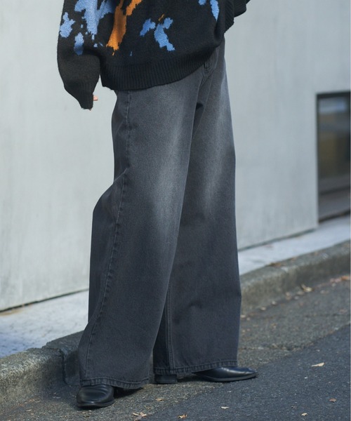 COLONY 2139（コロニートゥーワンスリーナイン）の「ワイドストレートデニム（デニムパンツ）」 - WEAR