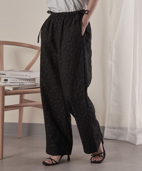 SETUP7（セットアップセブン）の「【SETUP7】フラワーエンボスバンディングパンツ SCCH601（その他パンツ）」 - WEAR