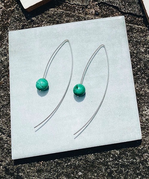 CHAN LUU（チャンルー）の「セミプレシャスストーン スレッドスルーピアス ES-5239（ピアス（両耳用））」 - WEAR